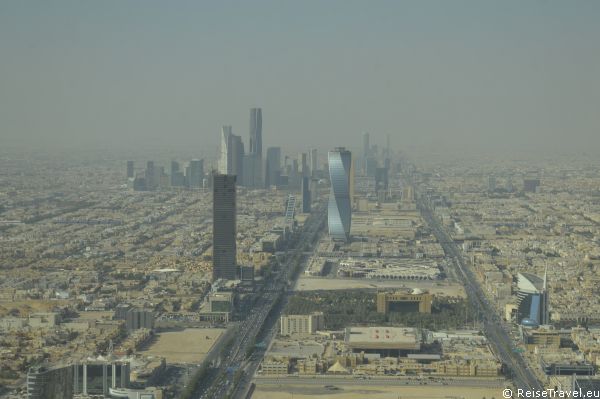 Riad von oben Himmelsbrücke Kingdom Tower